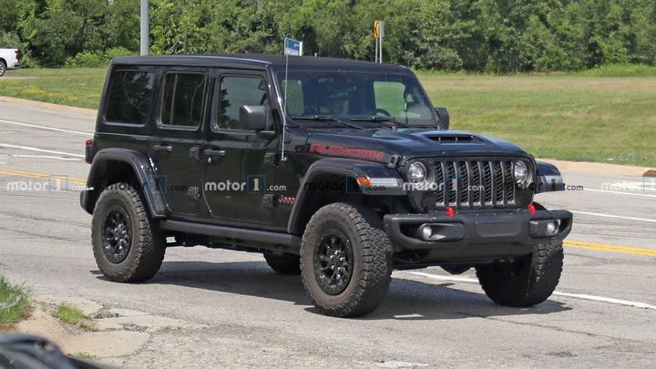 Jeep牧马人Rubicon 392 V8的最新无伪谍照 搭载37寸轮胎 - 知乎